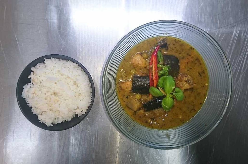 Menu 3 - Grøn Karry - Thai Chef Truck